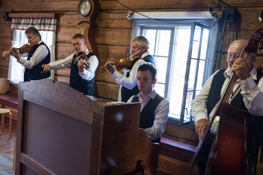 Kaustinen fiddle playing – Elävän perinnön wikiluettelo